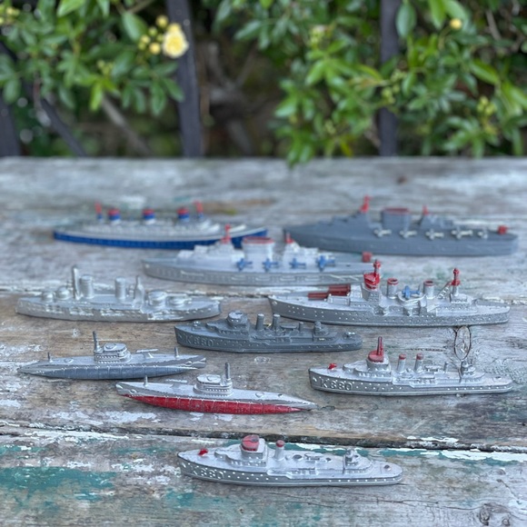 tootsietoys | Toys | Vintage Tootsietoy Diecast Metal Battle Ships Us ...